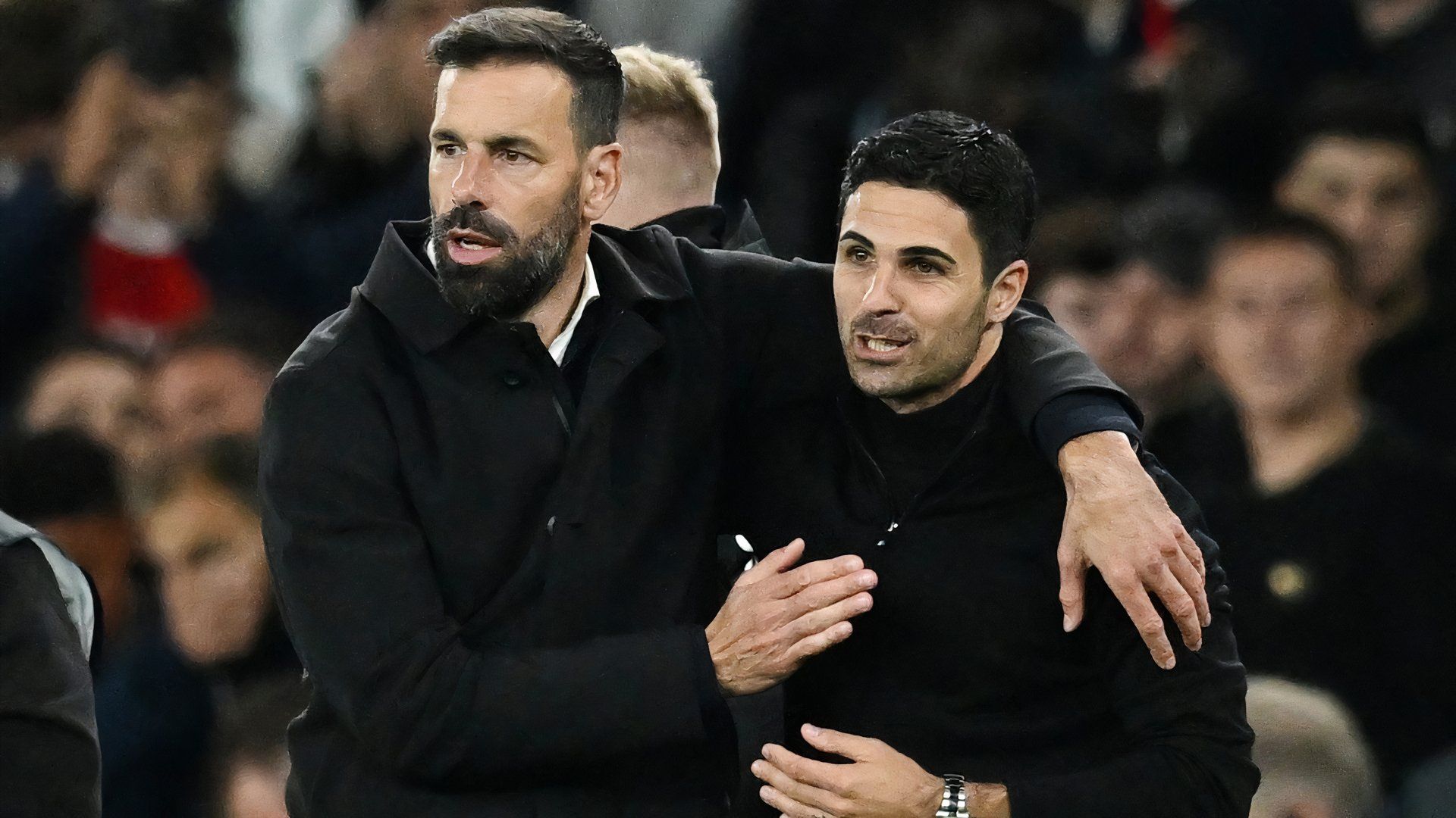 "I think it's a gamble" - Pundit reacts to Ruud van Nistelrooy ...