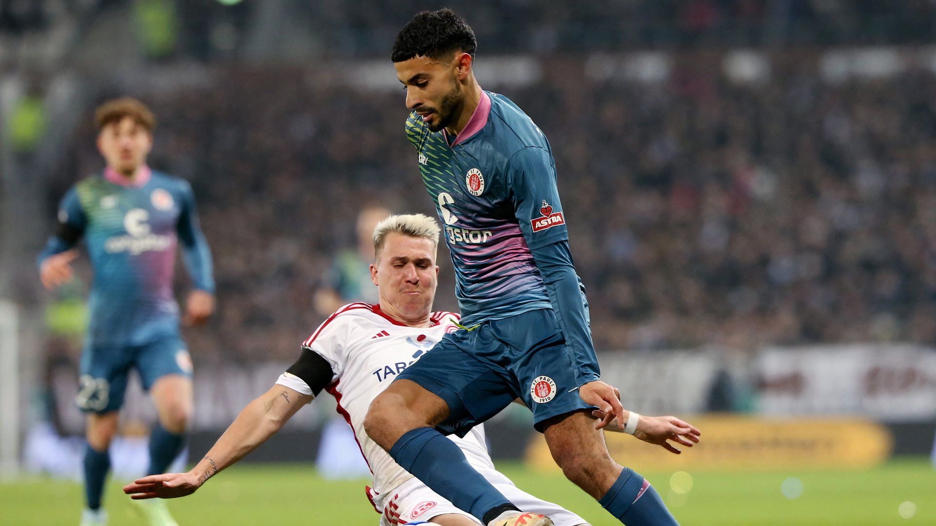 Southampton FC plotting move for St Pauli winger Elias Saad