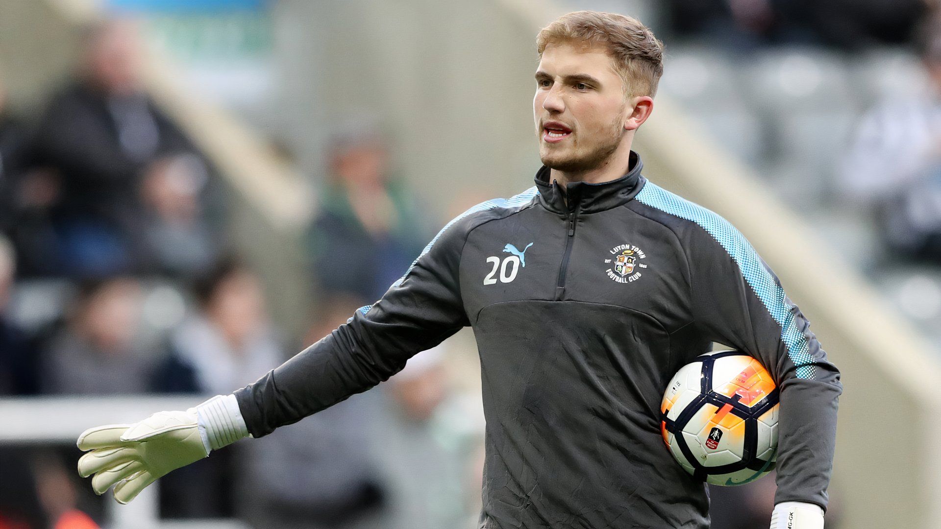 "Didn't necessarily impress" - Charlton Athletic's Harry Isted ...