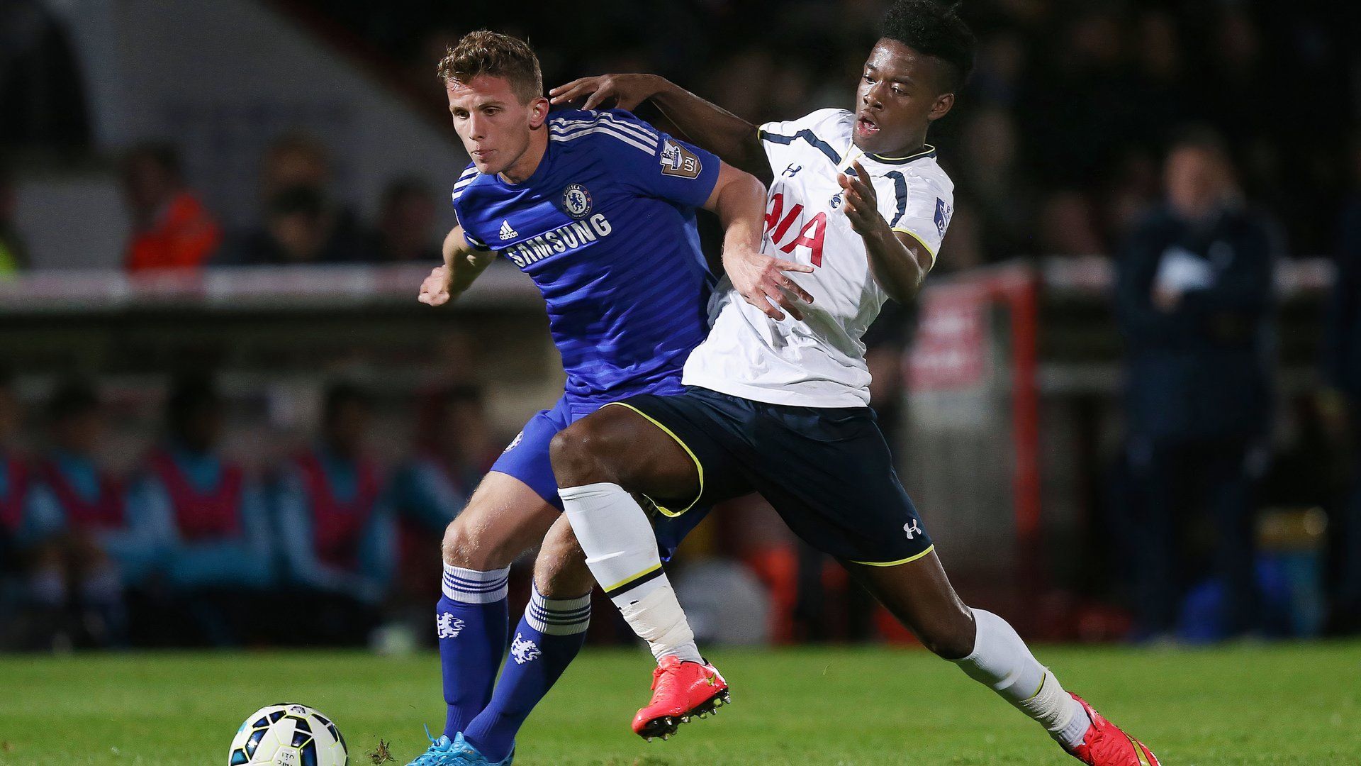 Plymouth Argyle eventually brought ex-Chelsea Jordan Houghton back to ...