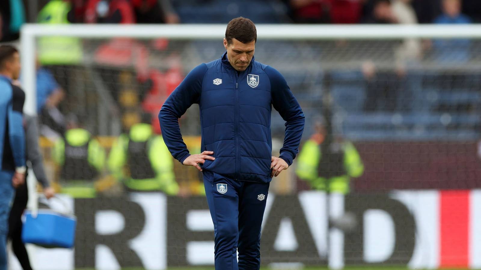 Burnley coach Michael Jackson set to snub joining Vincent Kompany at ...