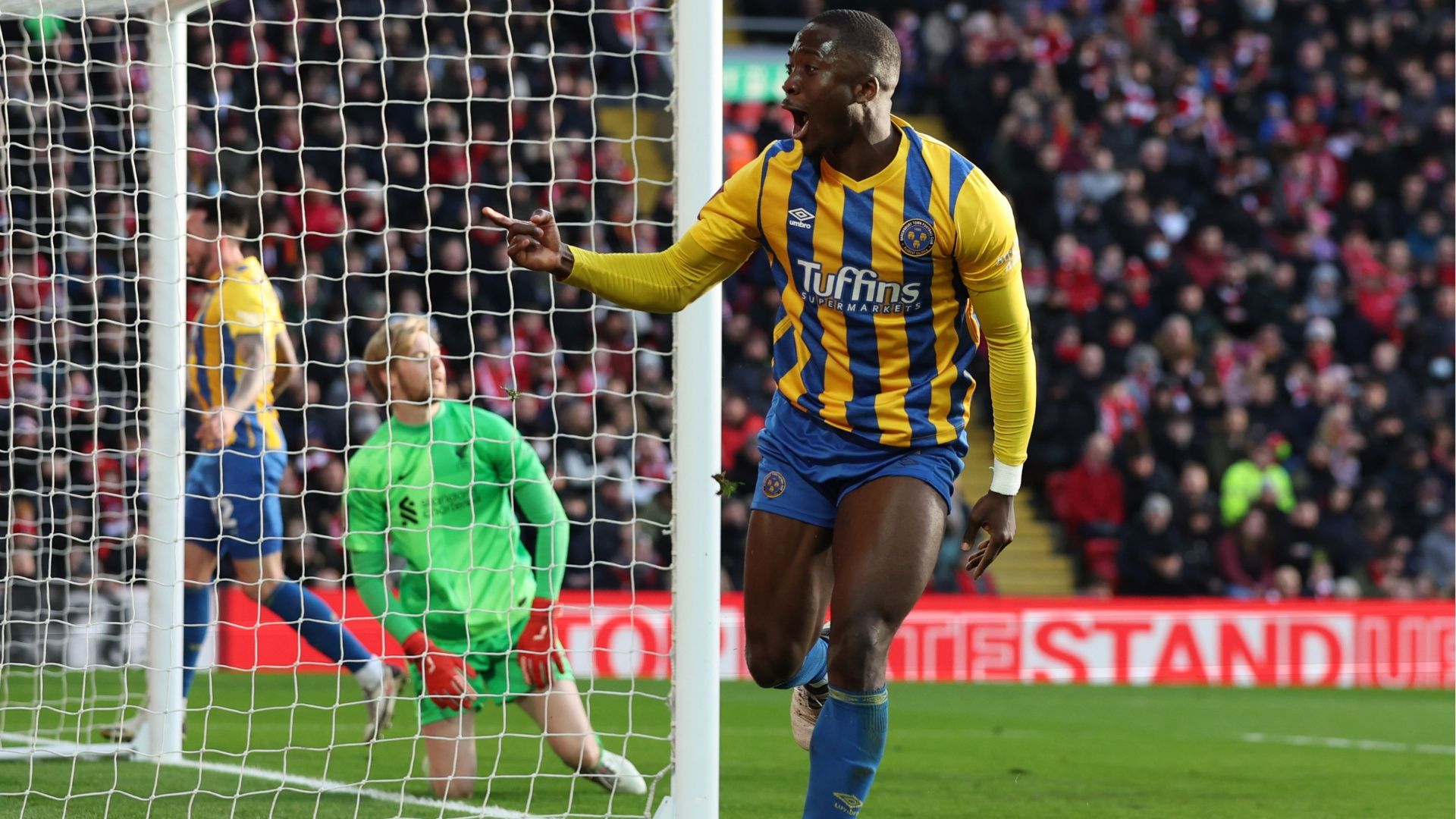 Burnley linked with £850k swoop for Wycombe Wanderers star Daniel Udoh