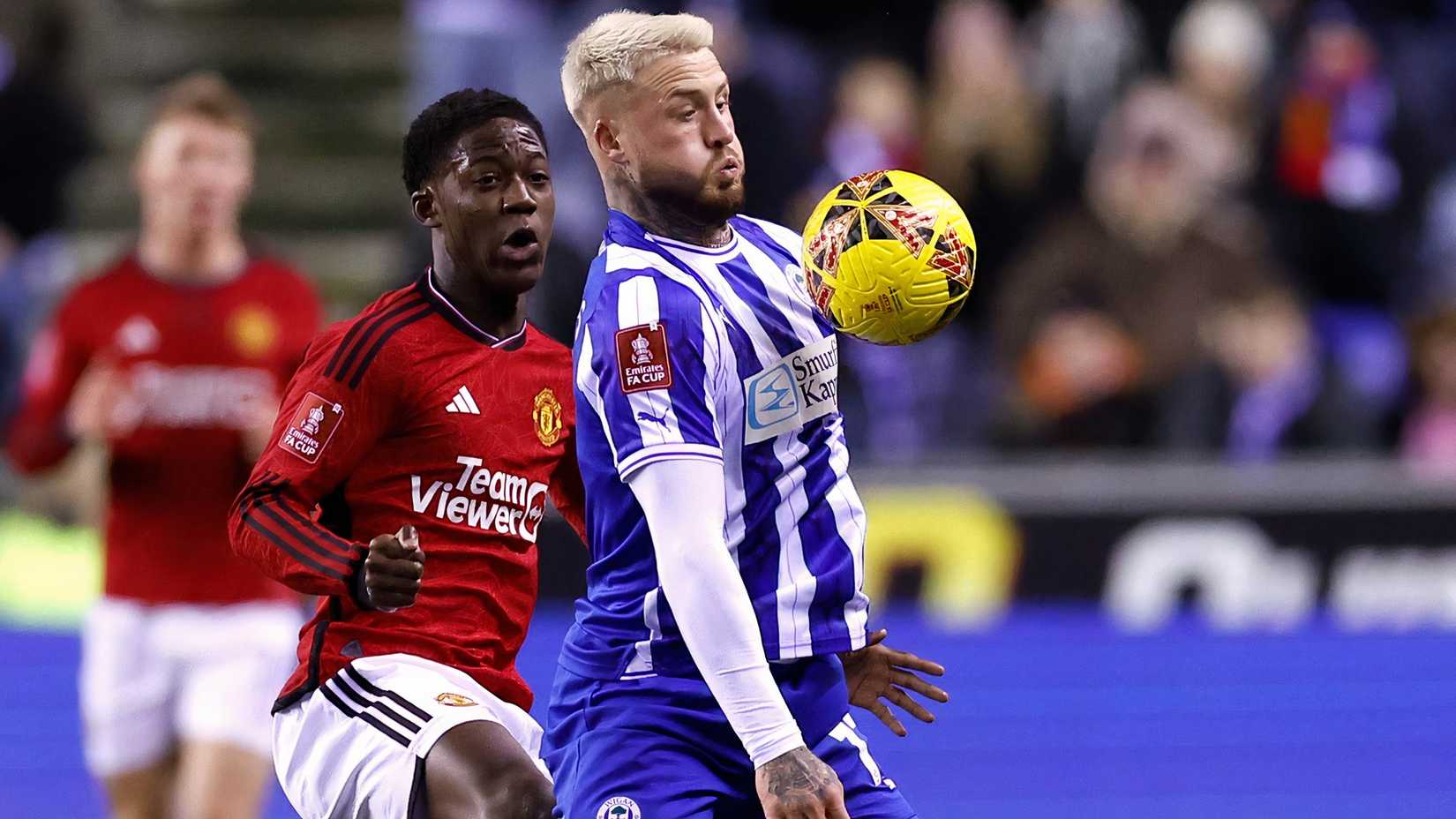 7 Barnsley players will leave at the end of 2024/25 as things stand