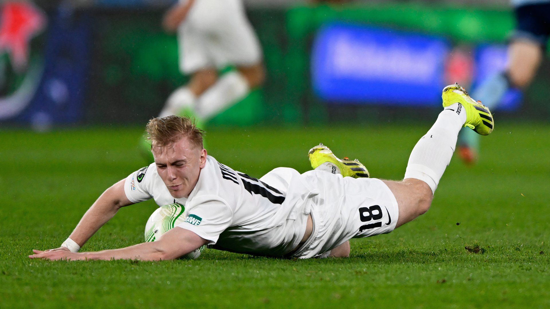 Sheffield Wednesday plotting loan move for Arsenal's Mika Biereth