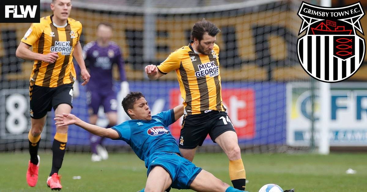 Grimsby Town should loan out Evan Khouri and Cameron Gardner