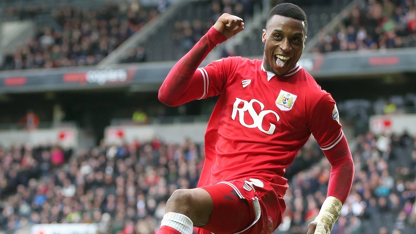 Bristol City could have another Jonathan Kodjia situation in Fally Mayulu
