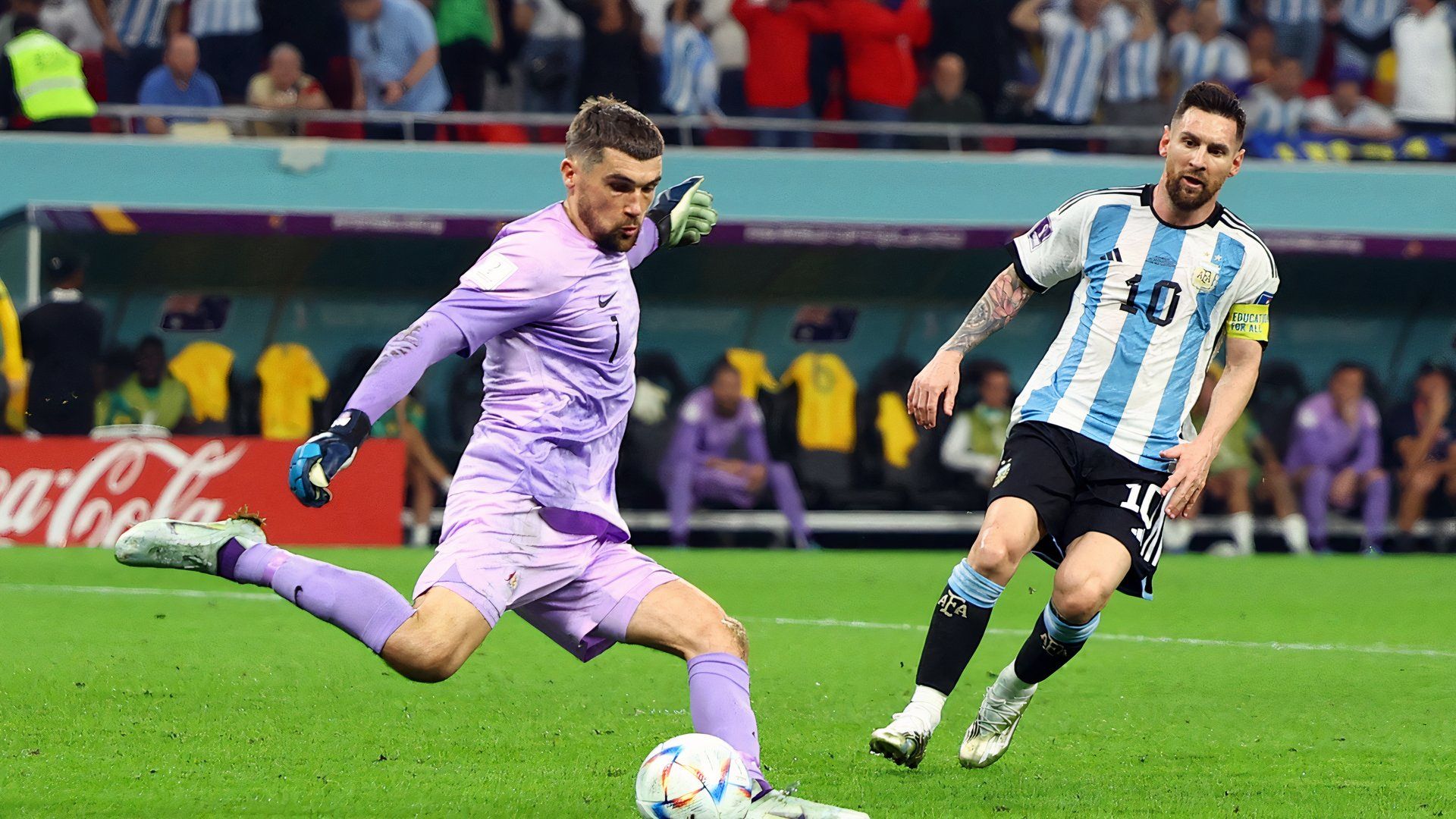 Derby County urged to complete deal for Mathew Ryan