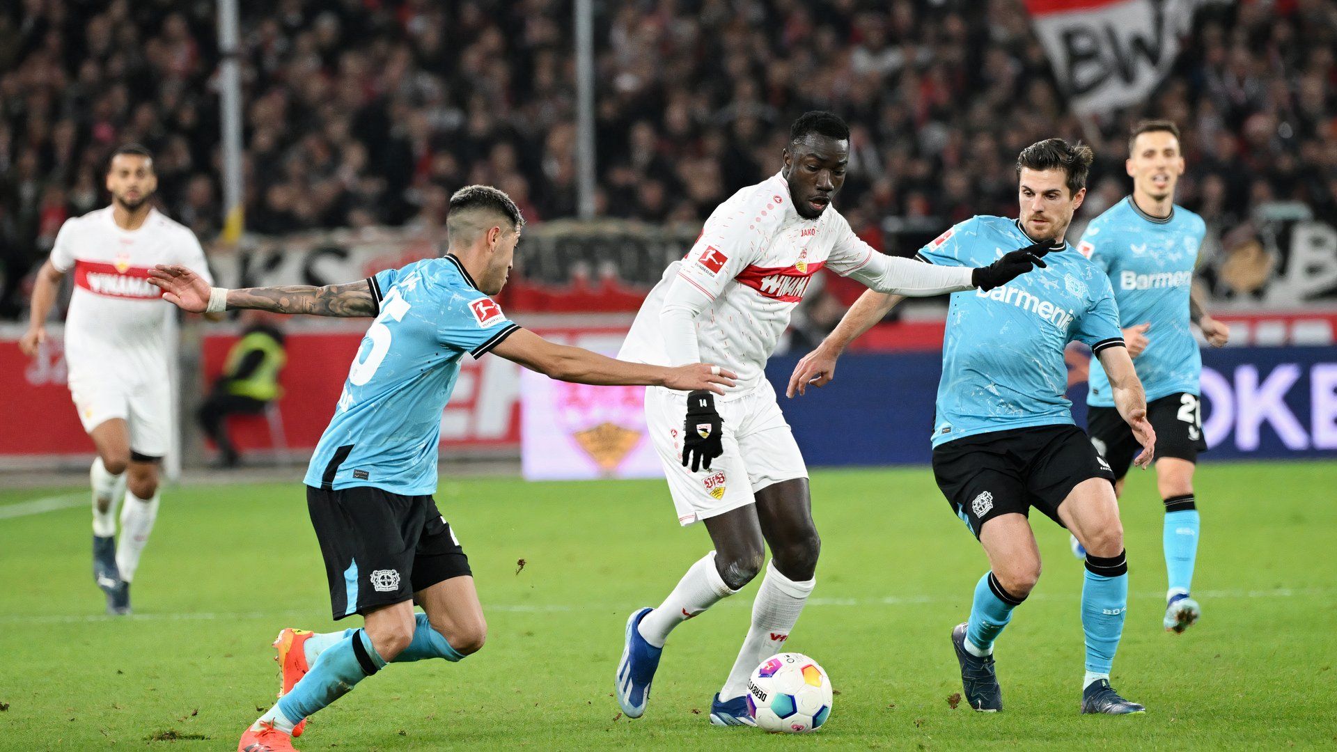 Fulham plot €15 million bid for Leeds United target Silas after offer ...