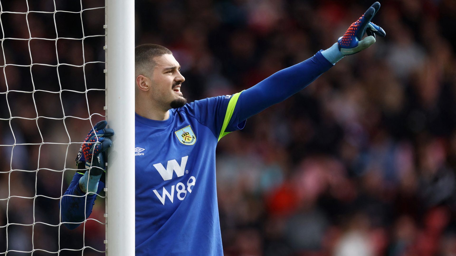 Burnley: Aro Muric to Ipswich Town dubbed a weird move