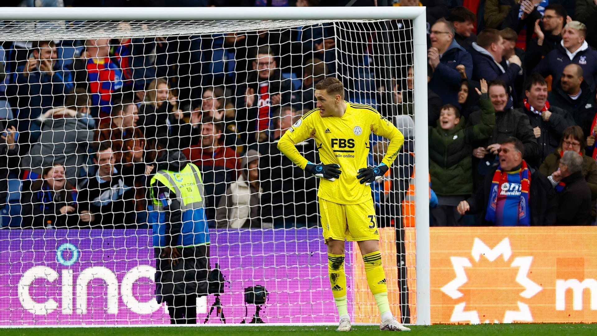 Sheffield United should target Daniel Iversen & Michael Cooper as Ivo ...