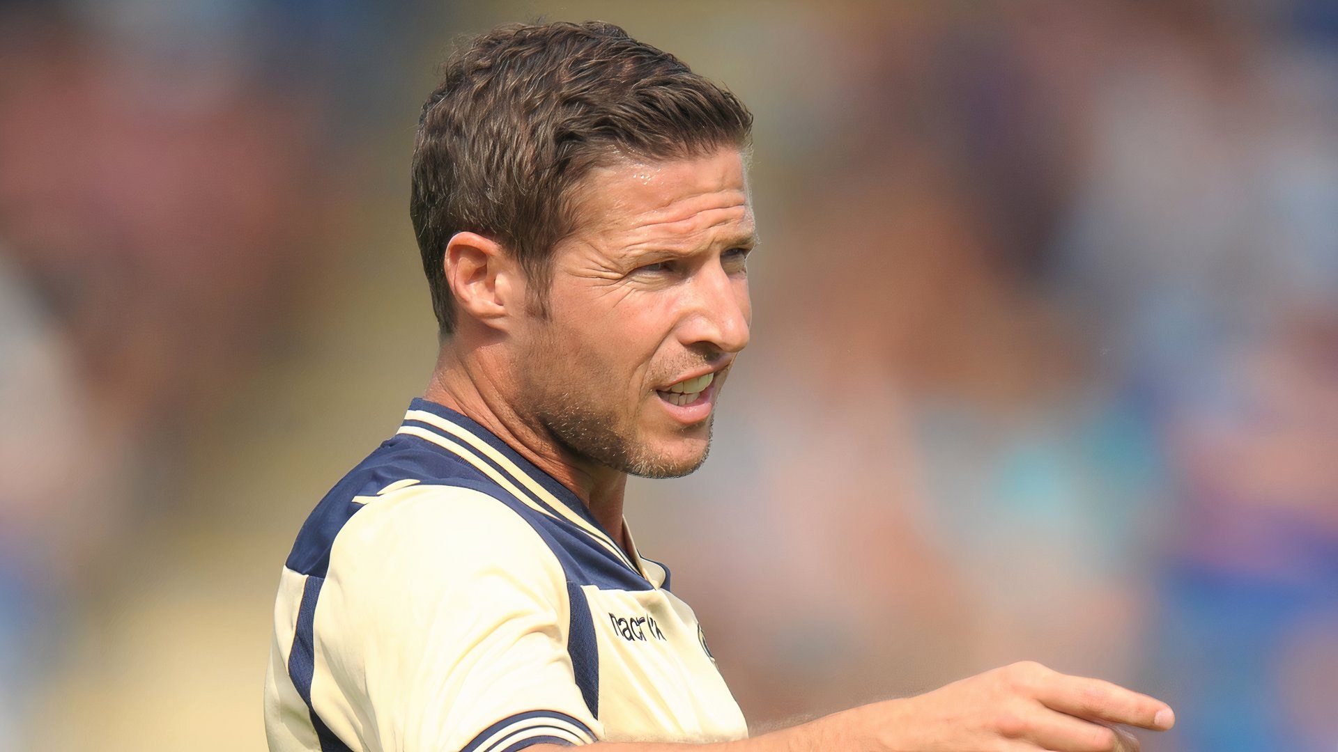 Connor Roberts transfer latest: Leeds United, Archie Gray, Burnley contract