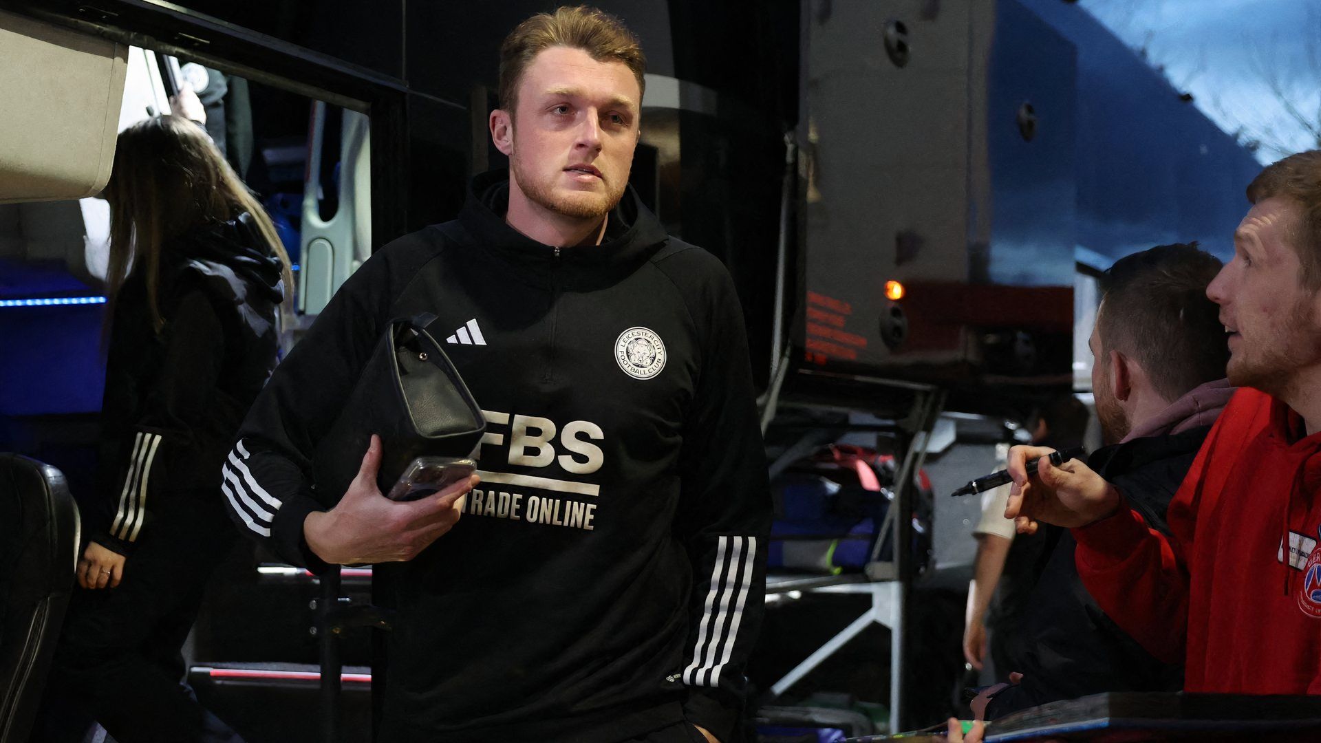 "The risk is" - Pundit reacts to Harry Souttar's Sheffield United ...