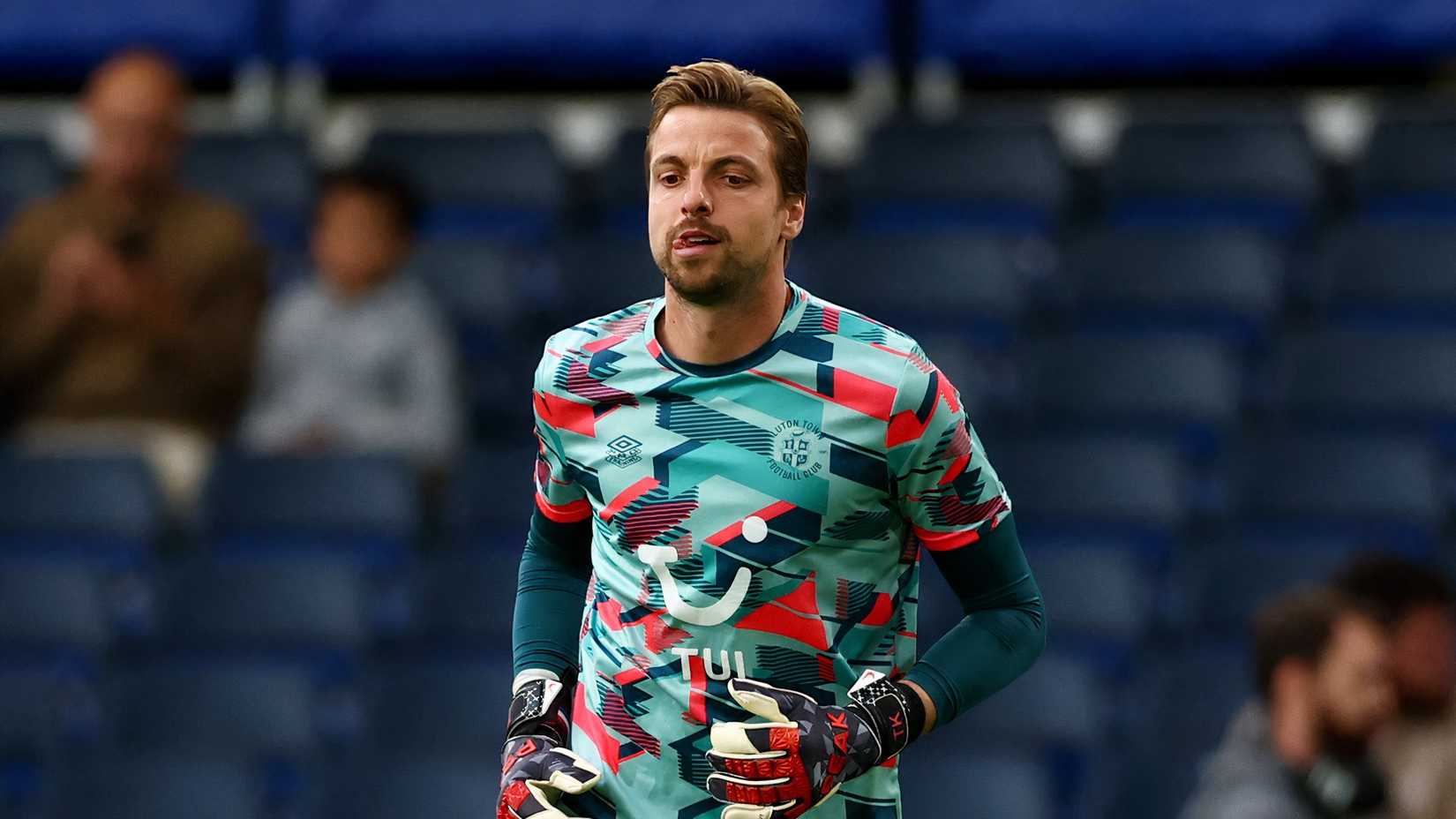 Millwall FC eyeing up Man United goalkeeper Radek Vitek - Tim Krul ...