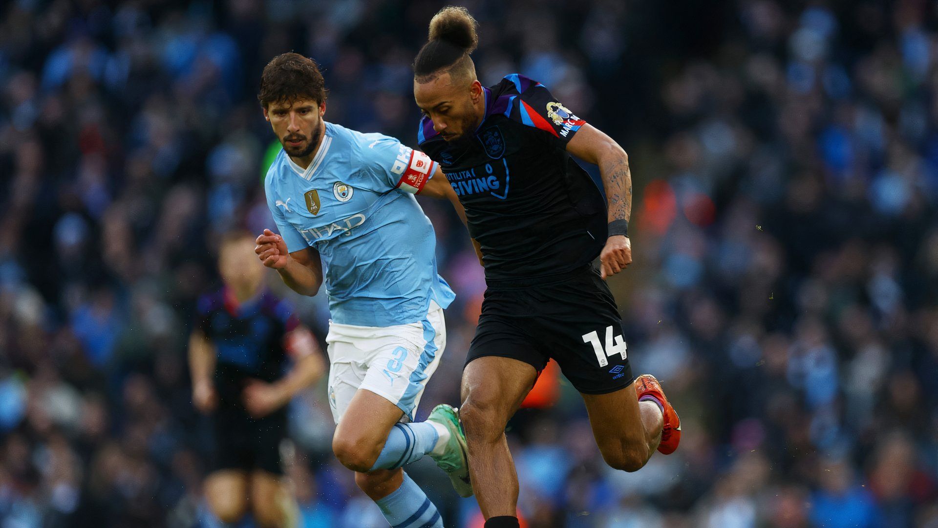 Exclusive: Huddersfield Town and Oxford United agree Brodie Spencer transfer