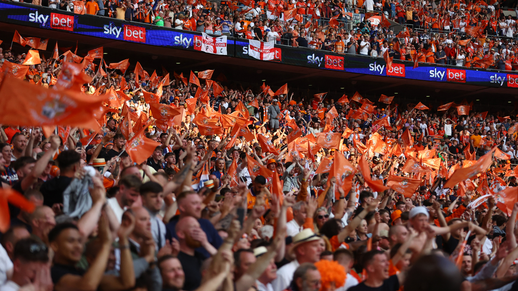 How many tickets Luton Town and Stockport County have been given for ...