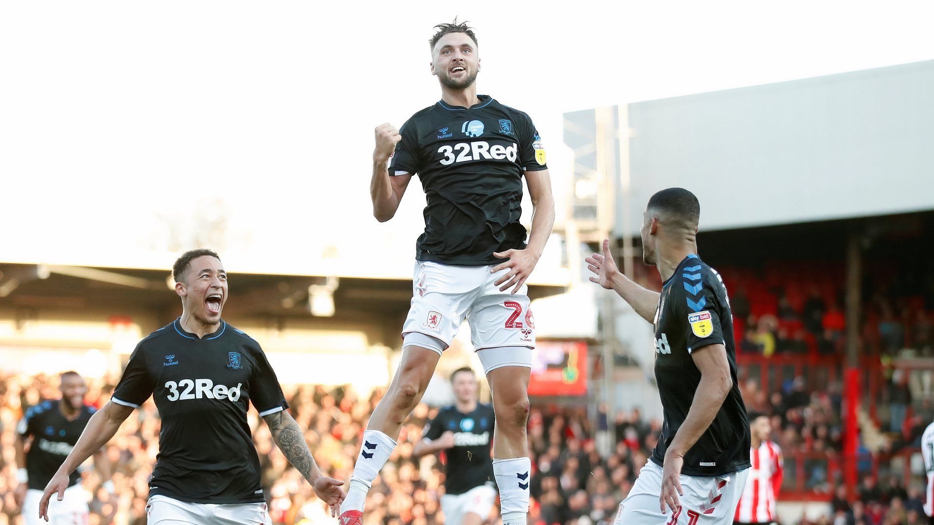 Reading FC told they have to retain Tyler Bindon and Lewis Wing