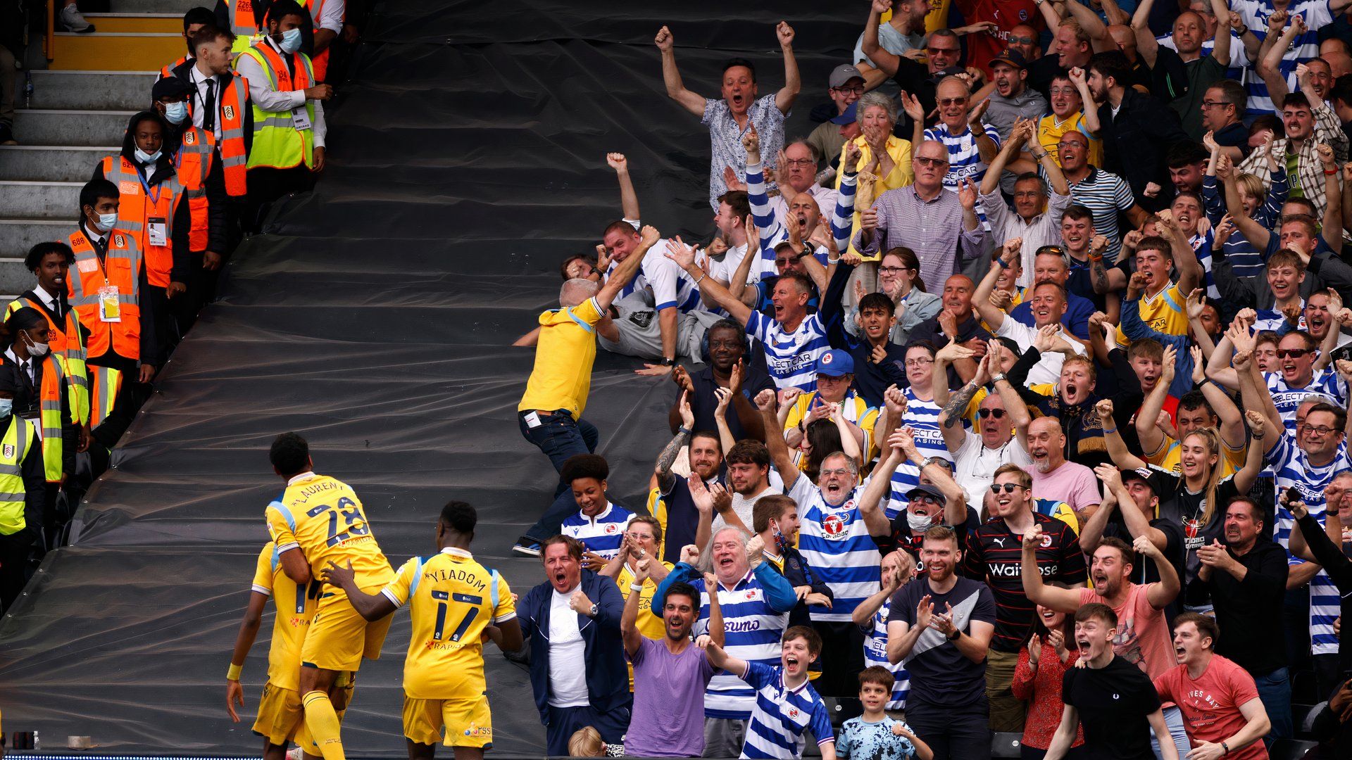 Reading FC's 3 most famous fans ft Chris Tarrant