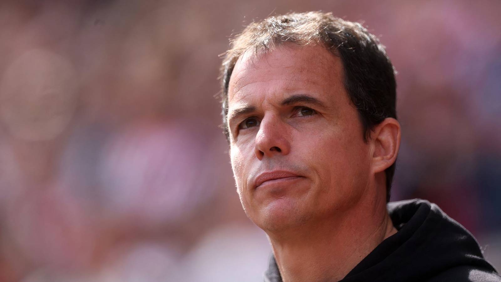 Regis Le Bris drops Sunderland AFC players claim after West Bromwich ...