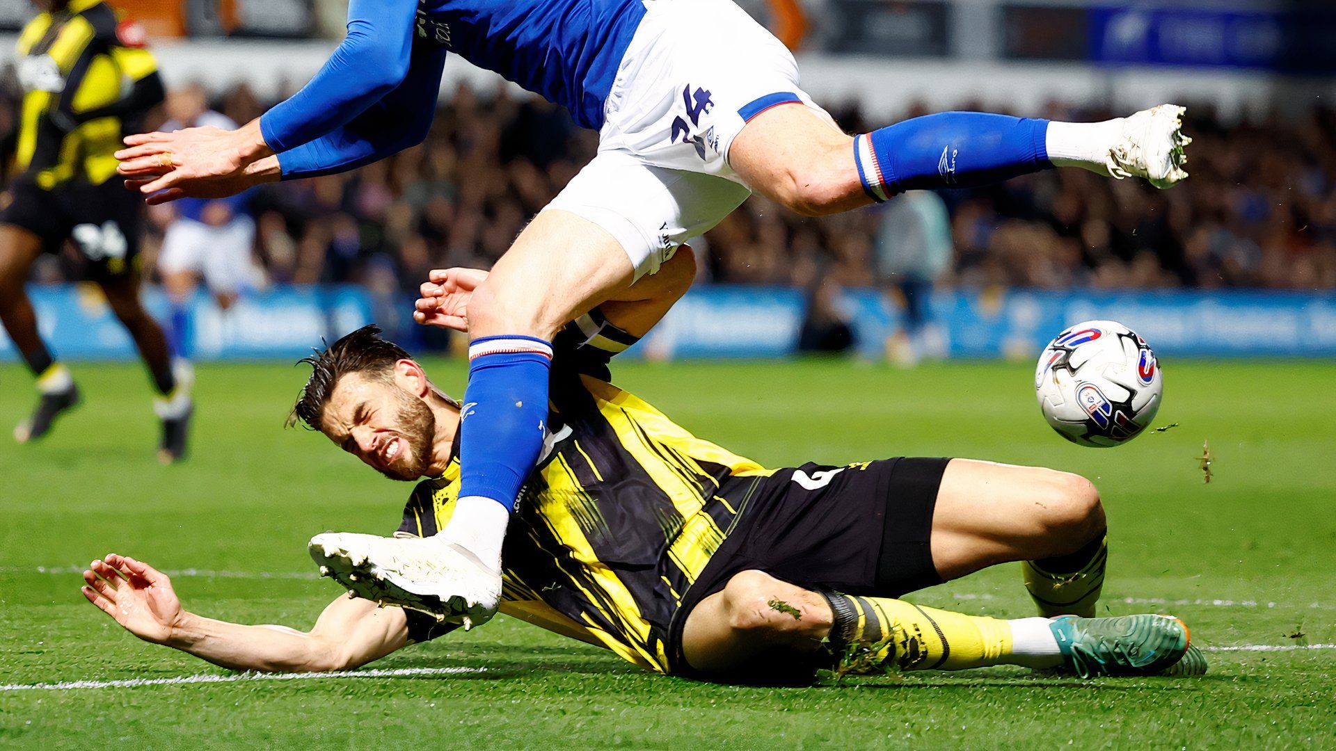 Wes Hoedt to go? 3 Watford FC players who face an uncertain end of August