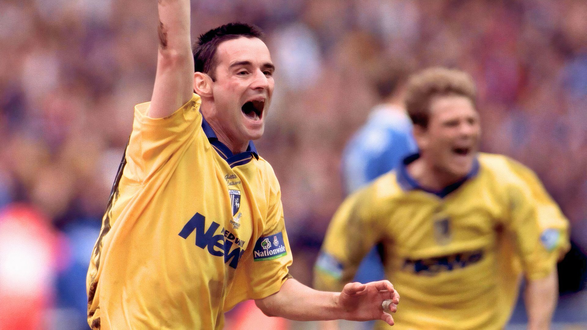 Man City transfer paved the way for £25k Gillingham legend Andy Thomson