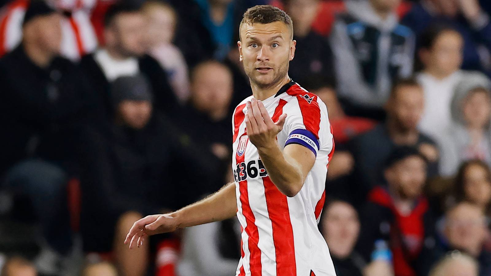 "The guy's obsessed" - Ben Gibson makes Narcis Pelach revelation at ...