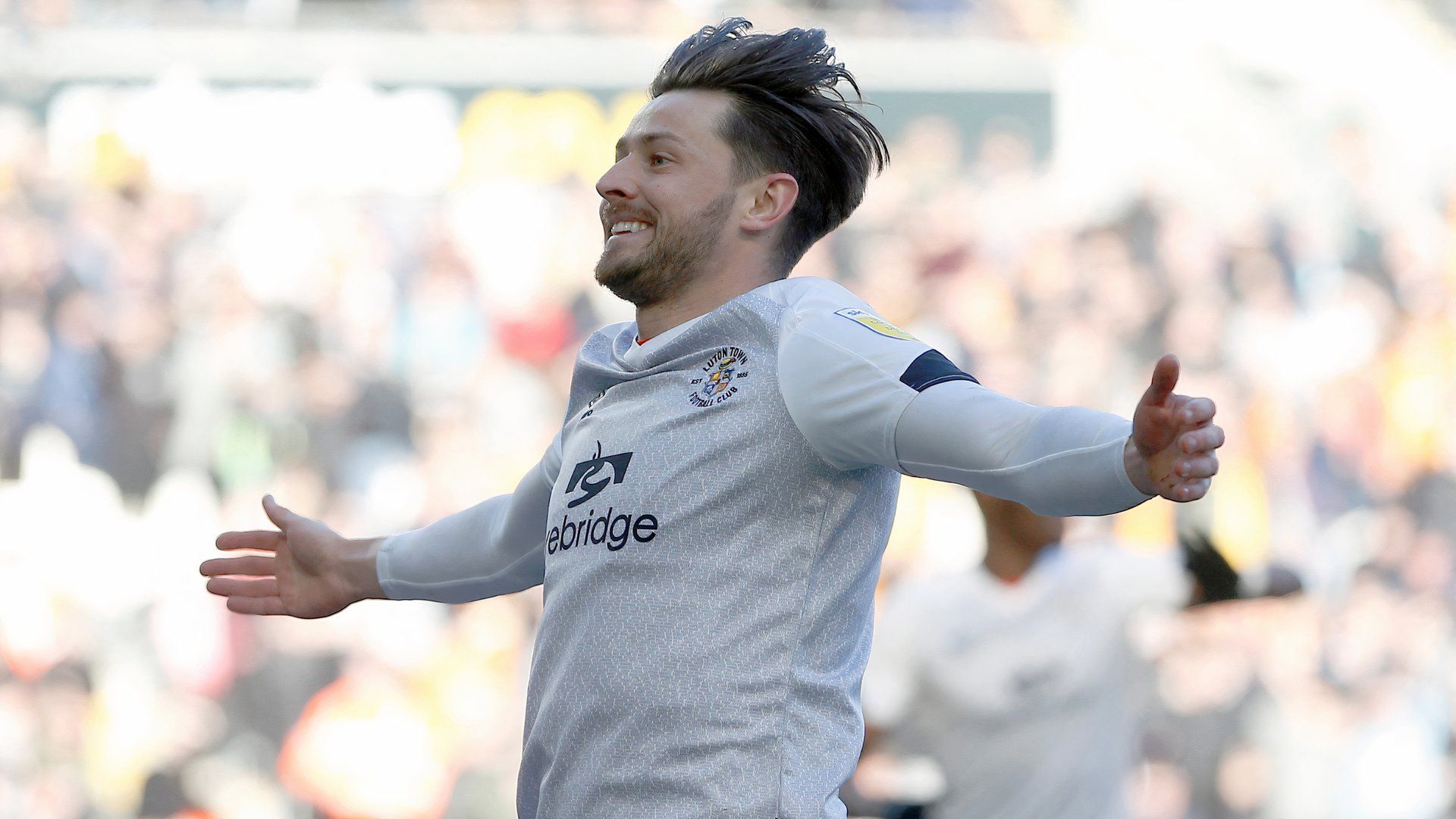 Bristol City surprise issued at Harry Cornick not being sold by Robins ...