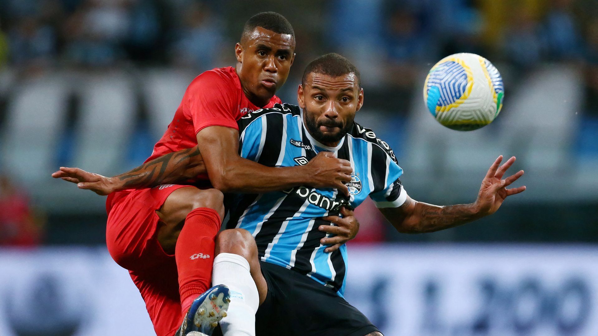 Hull City: Tim Walter urged to make big Chris Bedia, Joao Pedro decision