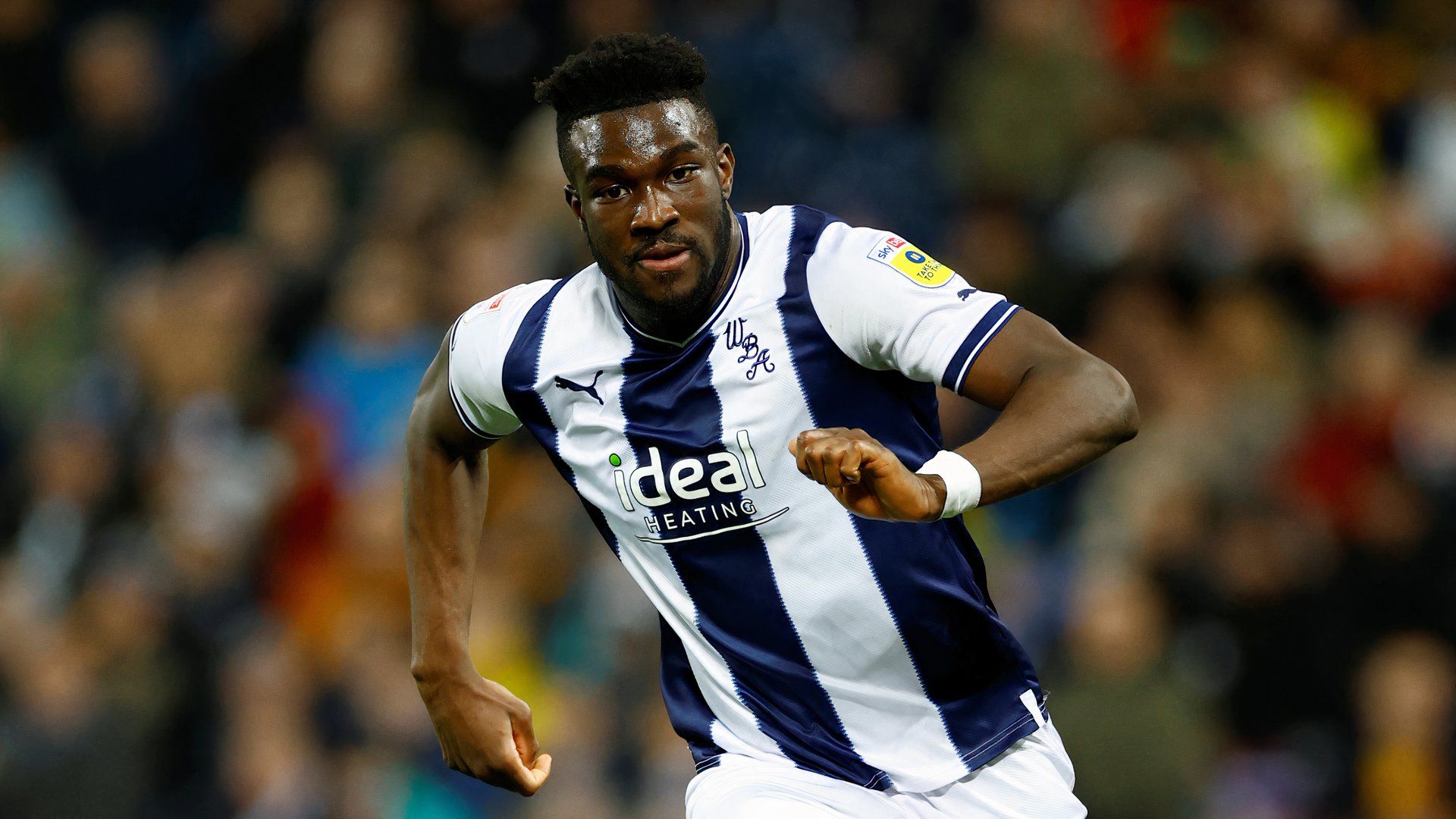 How much Mikey Johnston is estimated to earn across his West Brom career