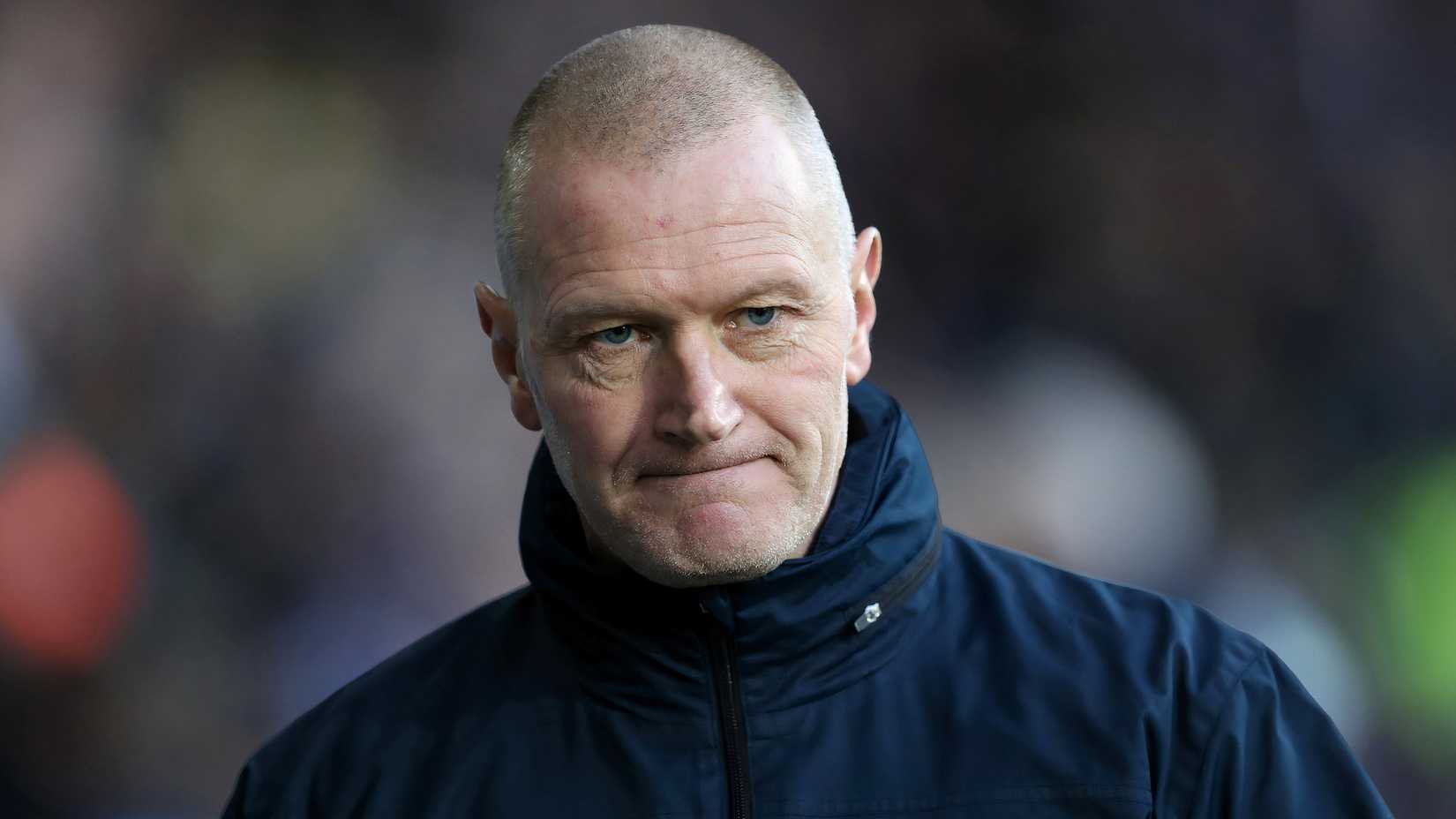 Sheffield Wednesday: Lee Bullen remains cult hero despite Dejphon ...