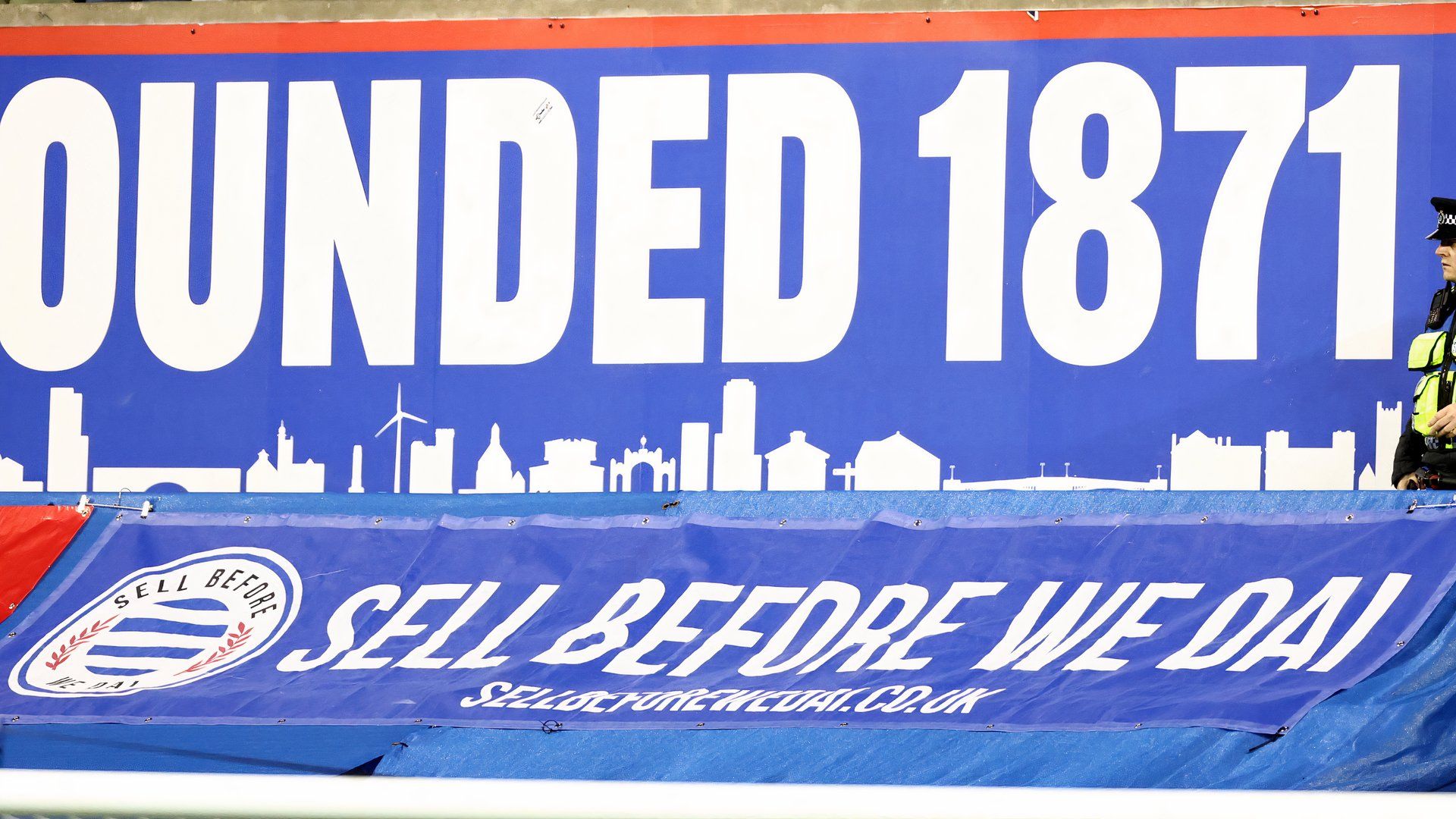 "£10m" - Reading FC: Tyler Bindon demand amid difficult Royals backdrop