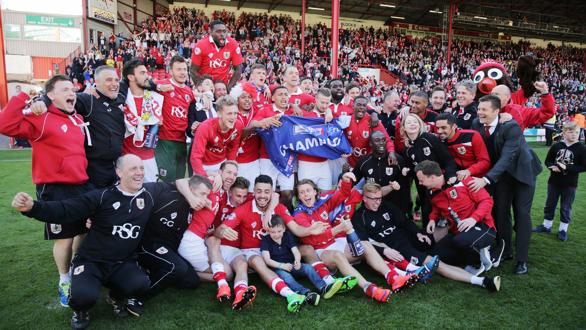 Steve Cotterill bargain Aaron Wilbraham fired Bristol City to promotion