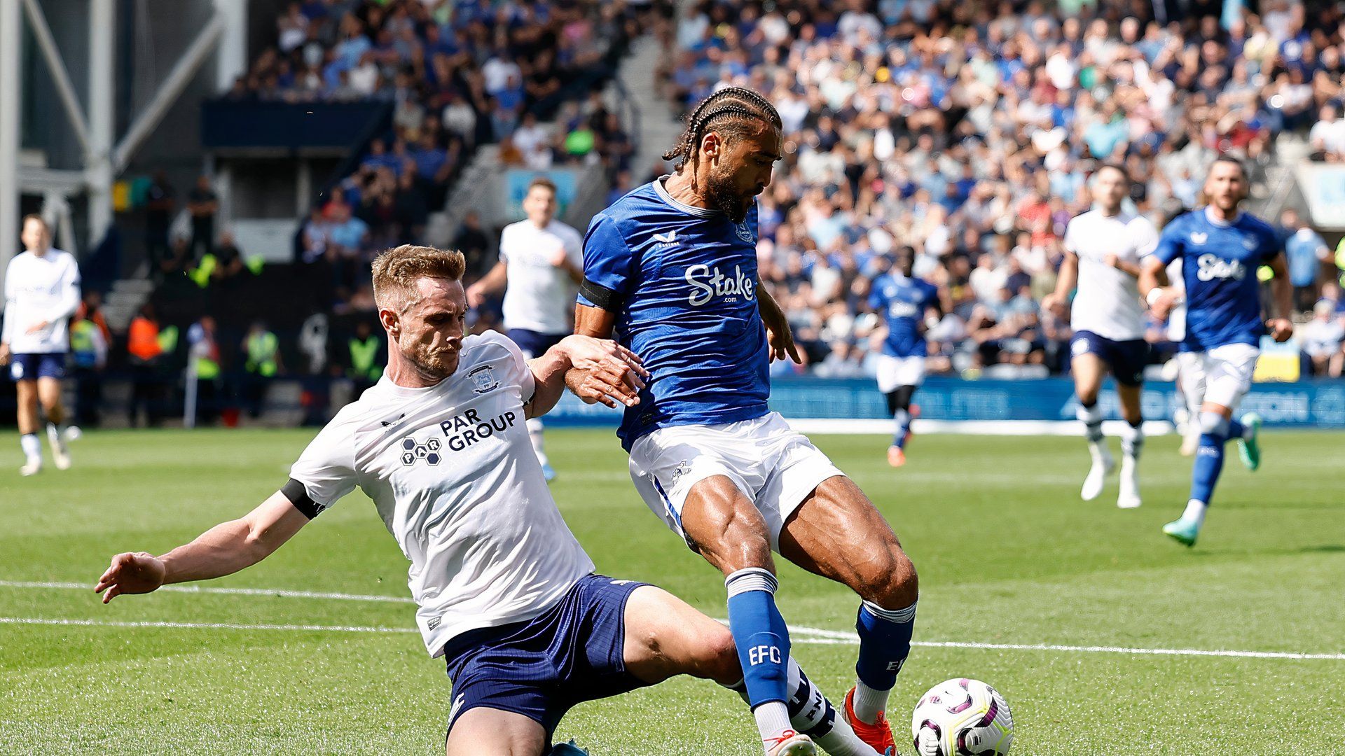 Preston North End in talks for fresh contract agreement with Liam Lindsay