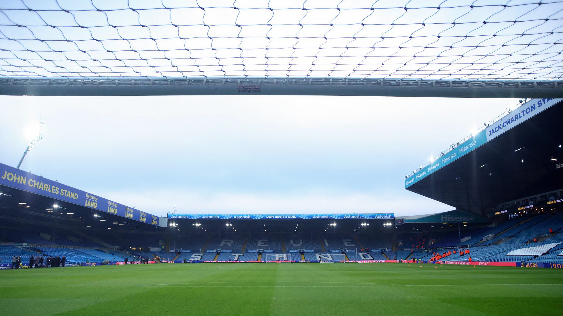 Alan Smith on Leeds United, Elland Road impact, Patrick Bamford future