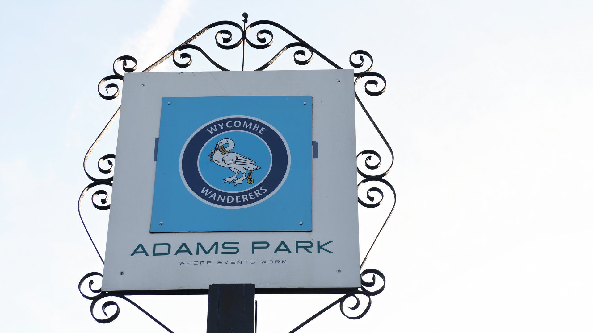 Wycombe Wanderers make bid for Crystal Palace's Danny Imray