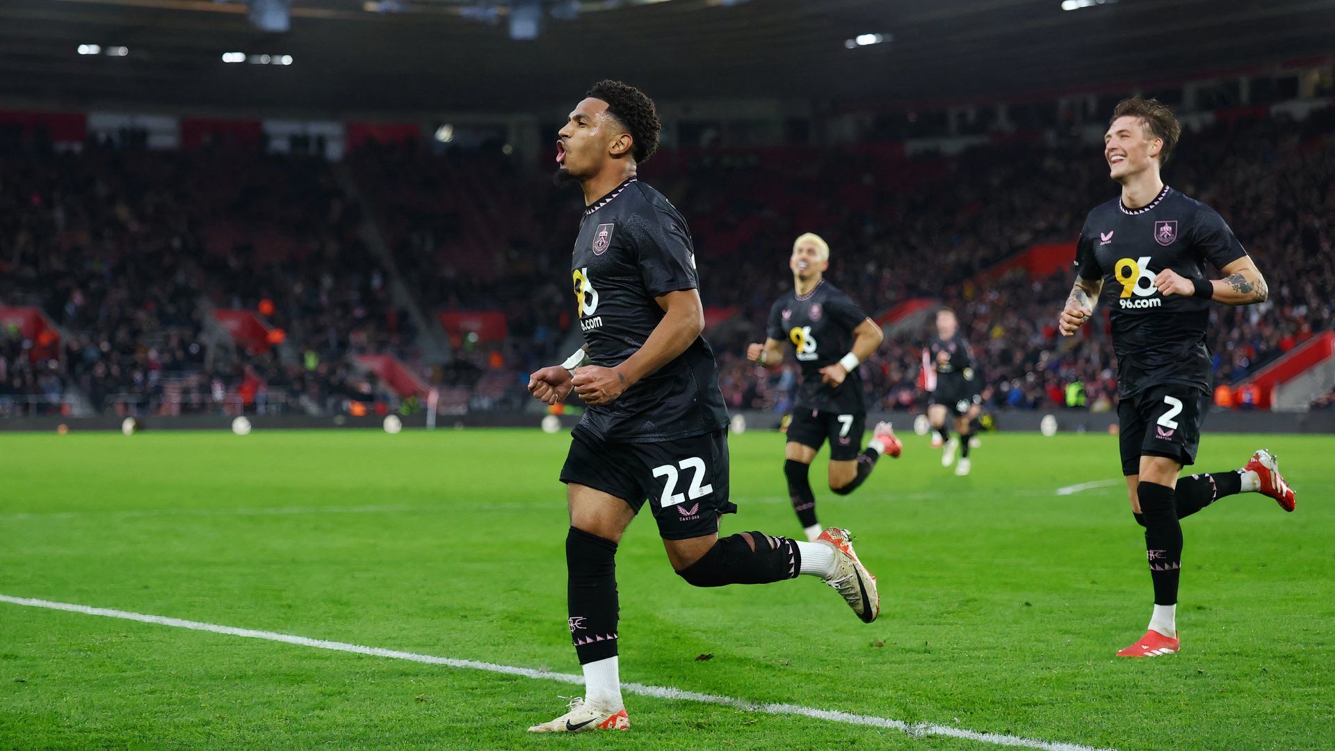 Burnley FC handed potential Marcus Edwards boost amid Sporting CP claim
