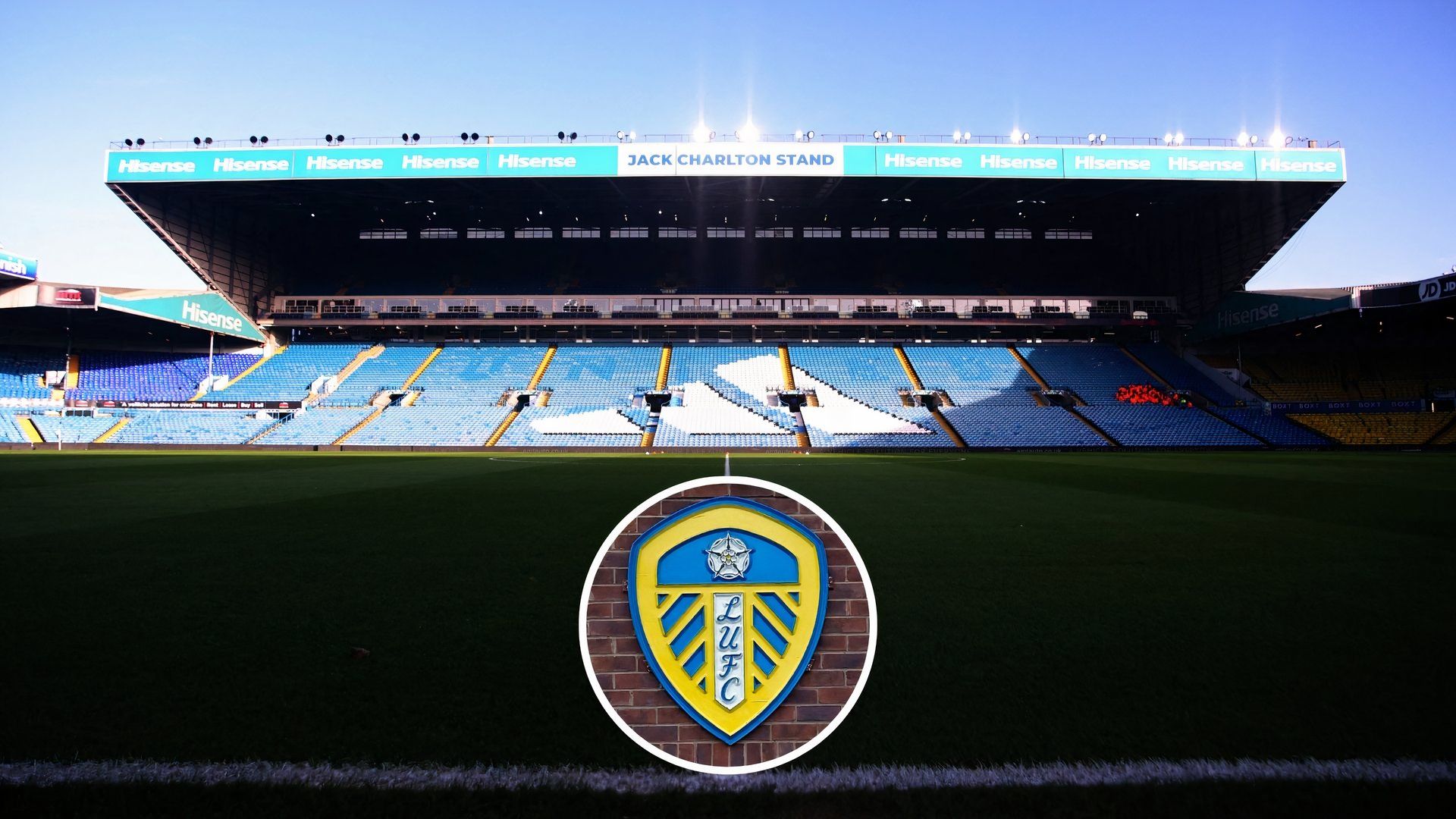 Leeds United considering Arsenal legend & Como head coach Cesc Fabregas ...