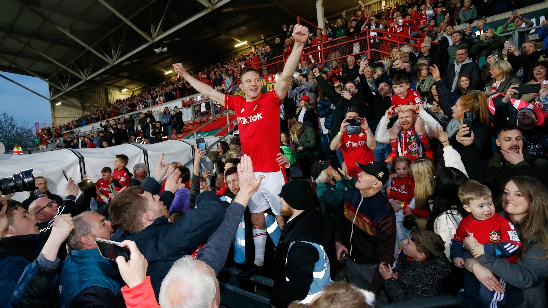 Paul Mullin milestone the main reason Wrexham AFC are on the verge of ...