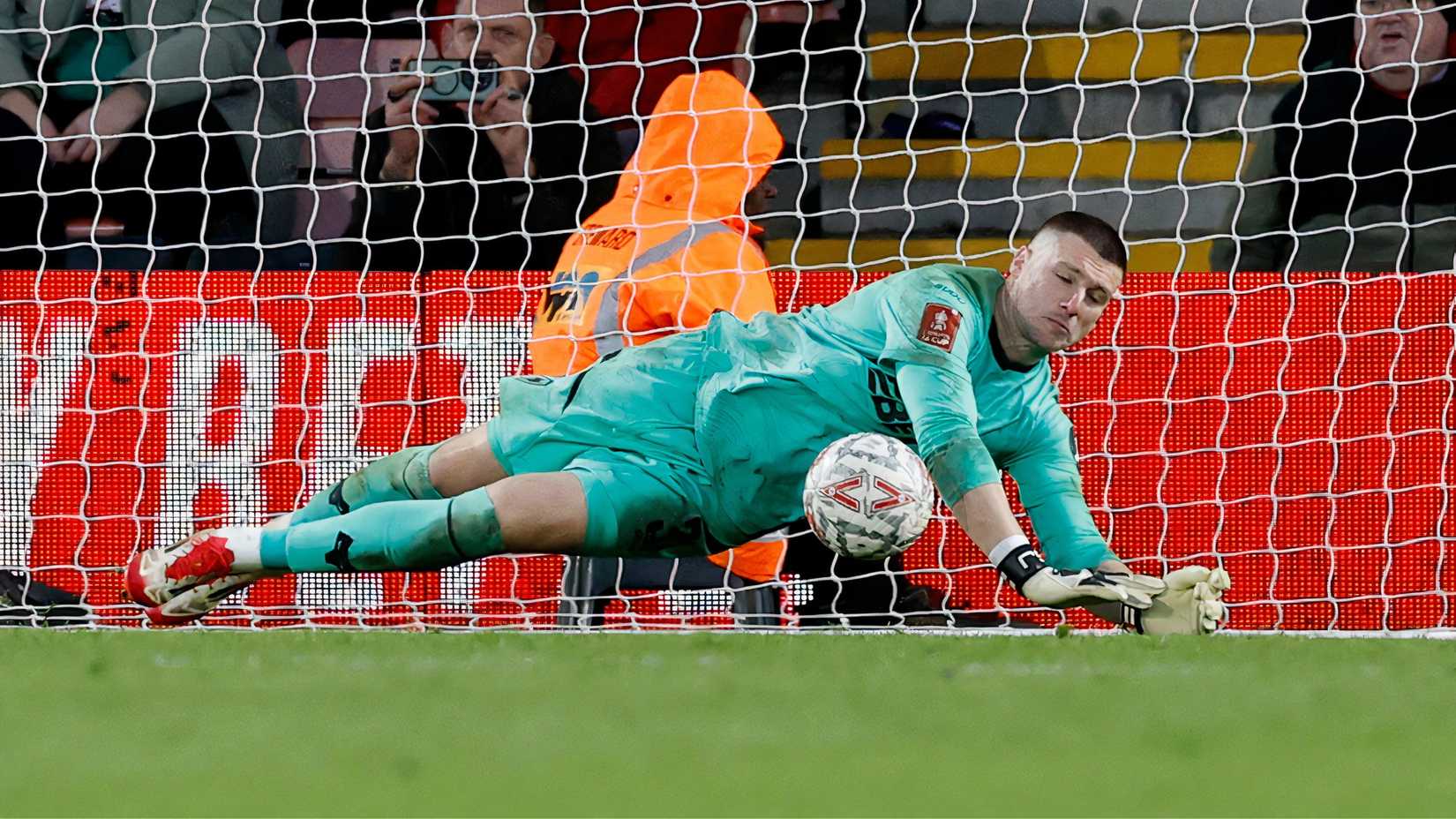 How Wolves' Sam Johnstone really feels about Man Utd reunion revealed