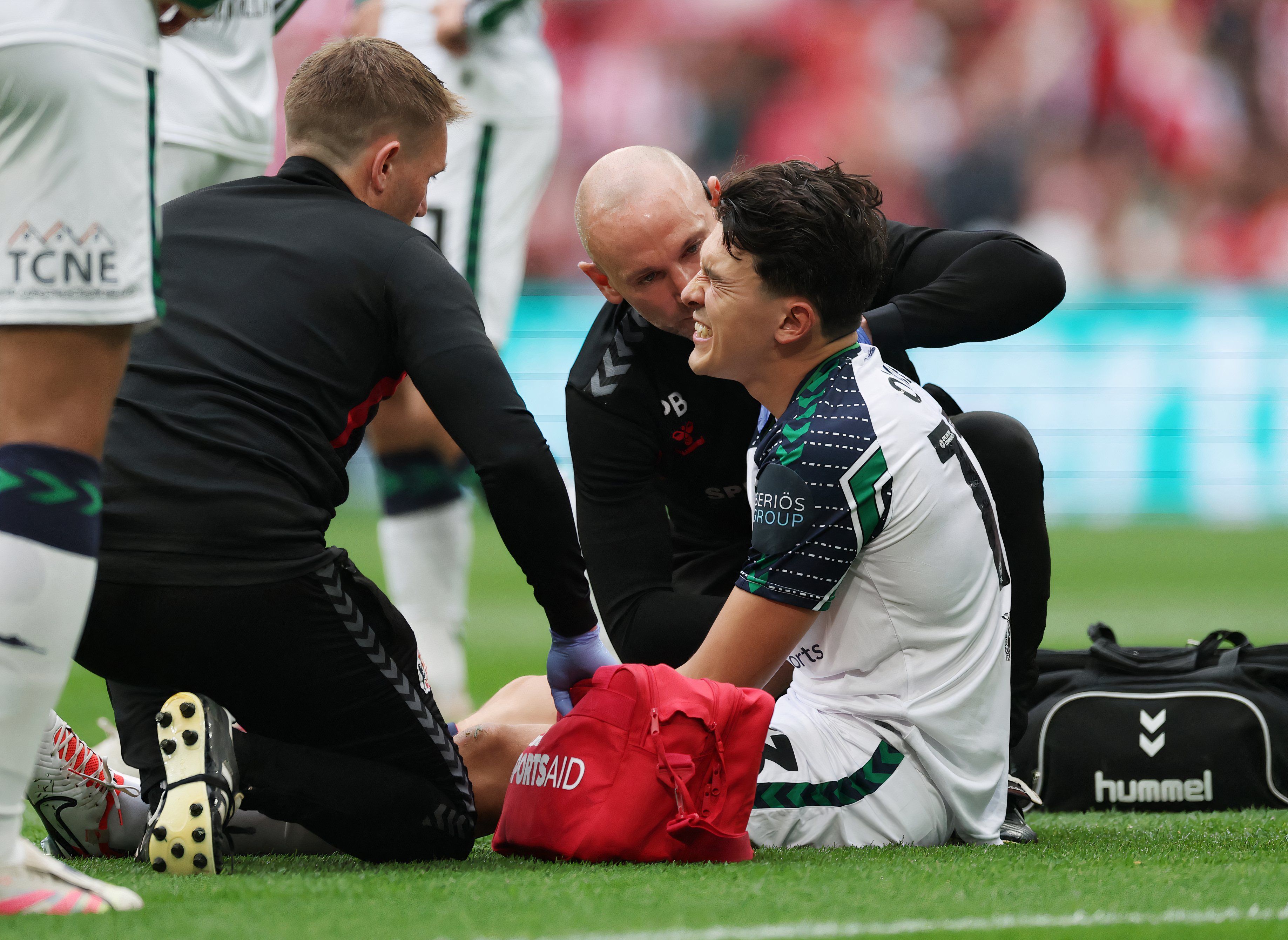 What Luke O'Nien did when Eliezer Mayenda scored big Sunderland goal v ...