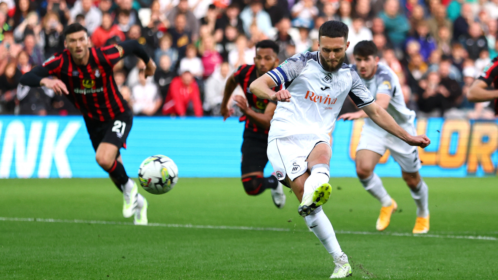 Darren Huckerby drops big 'cheap as chips' claim on Coventry City star ...