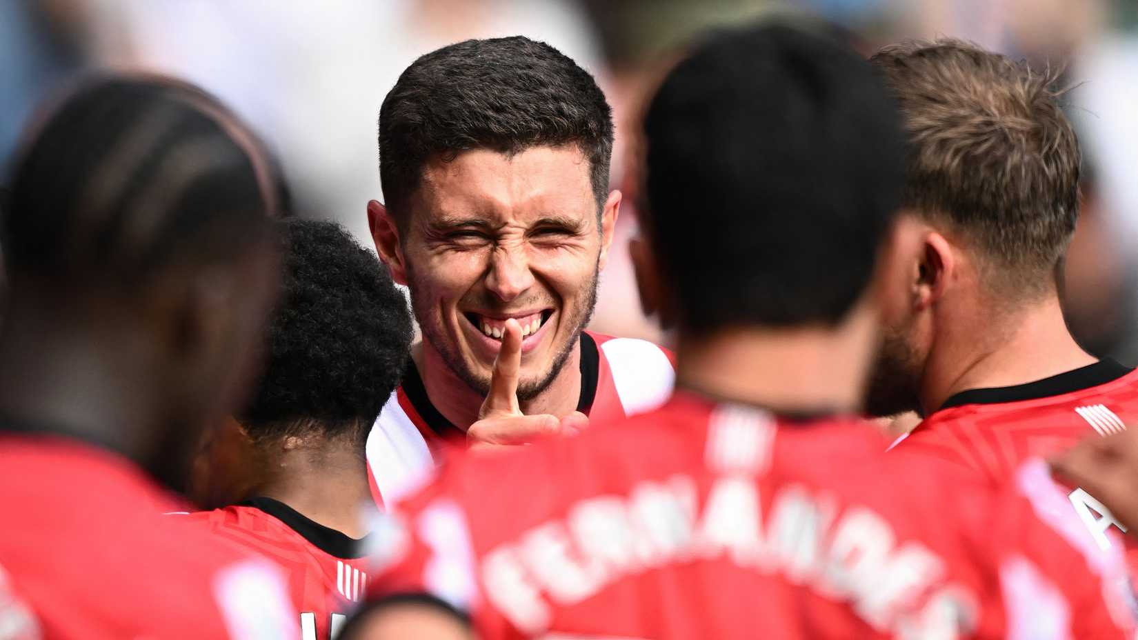 Southampton suffer fresh Ross Stewart blow - Will Still blamed for ...