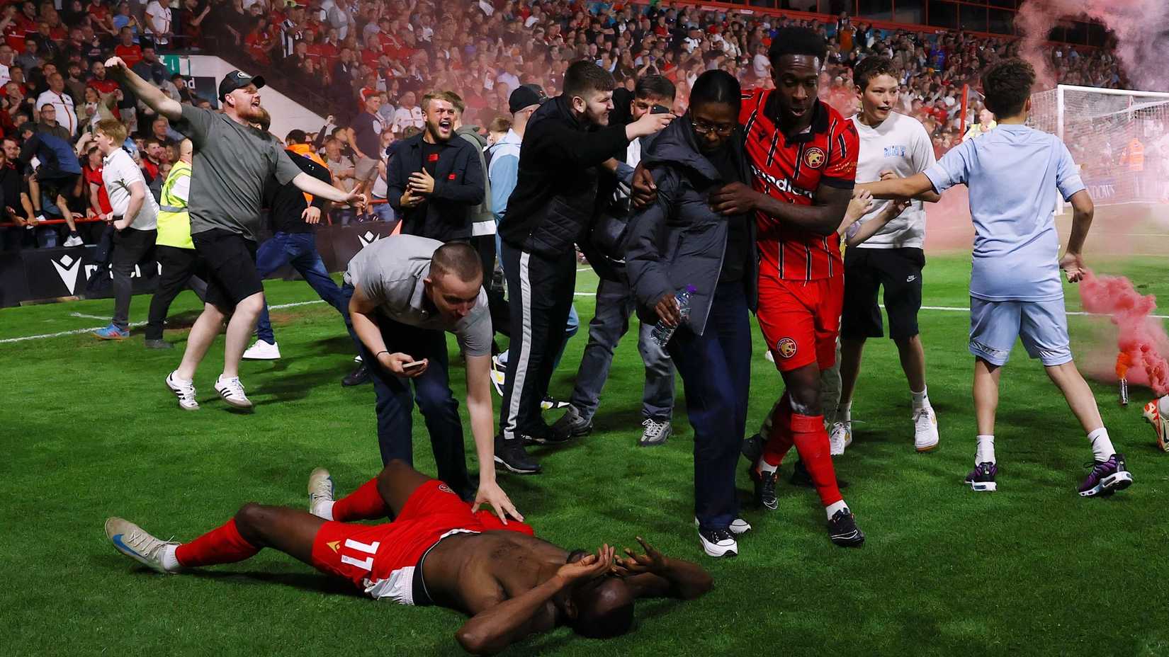 Walsall 2-1 Chesterfield (4-1 agg): Saddlers book League Two play-off ...