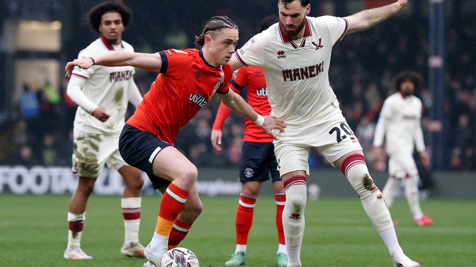 Luton Town and Rangers in transfer talks for £3m Hatters star Thelo ...