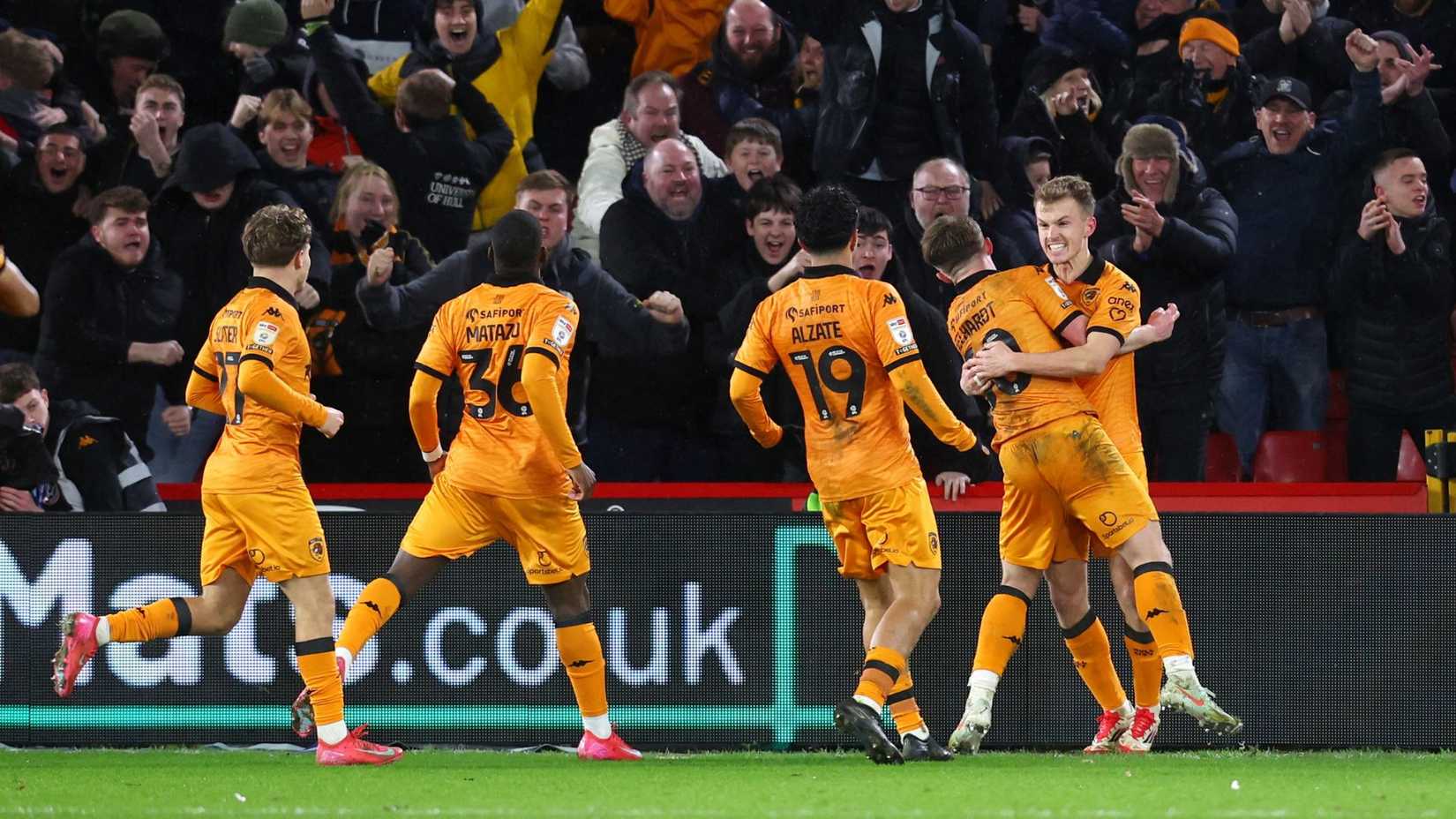 Reading FC join Bolton Wanderers in transfer hunt for Hull City left ...