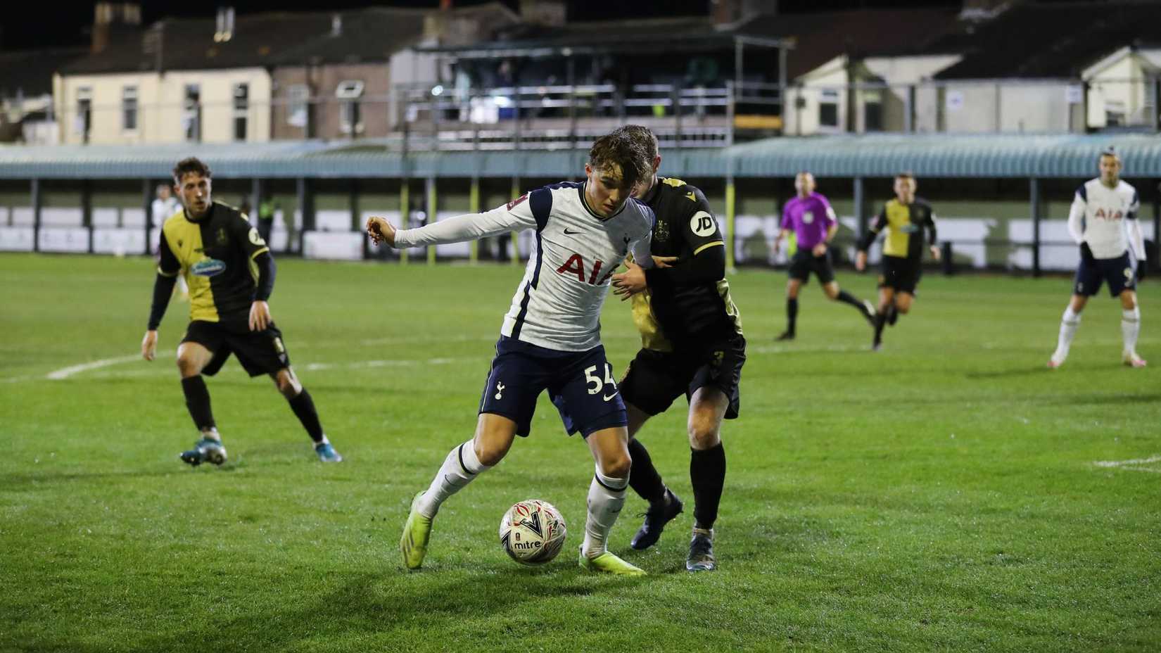 Sheffield United eyeing up Tottenham duo Alfie Devine & Ashley Phillips ...