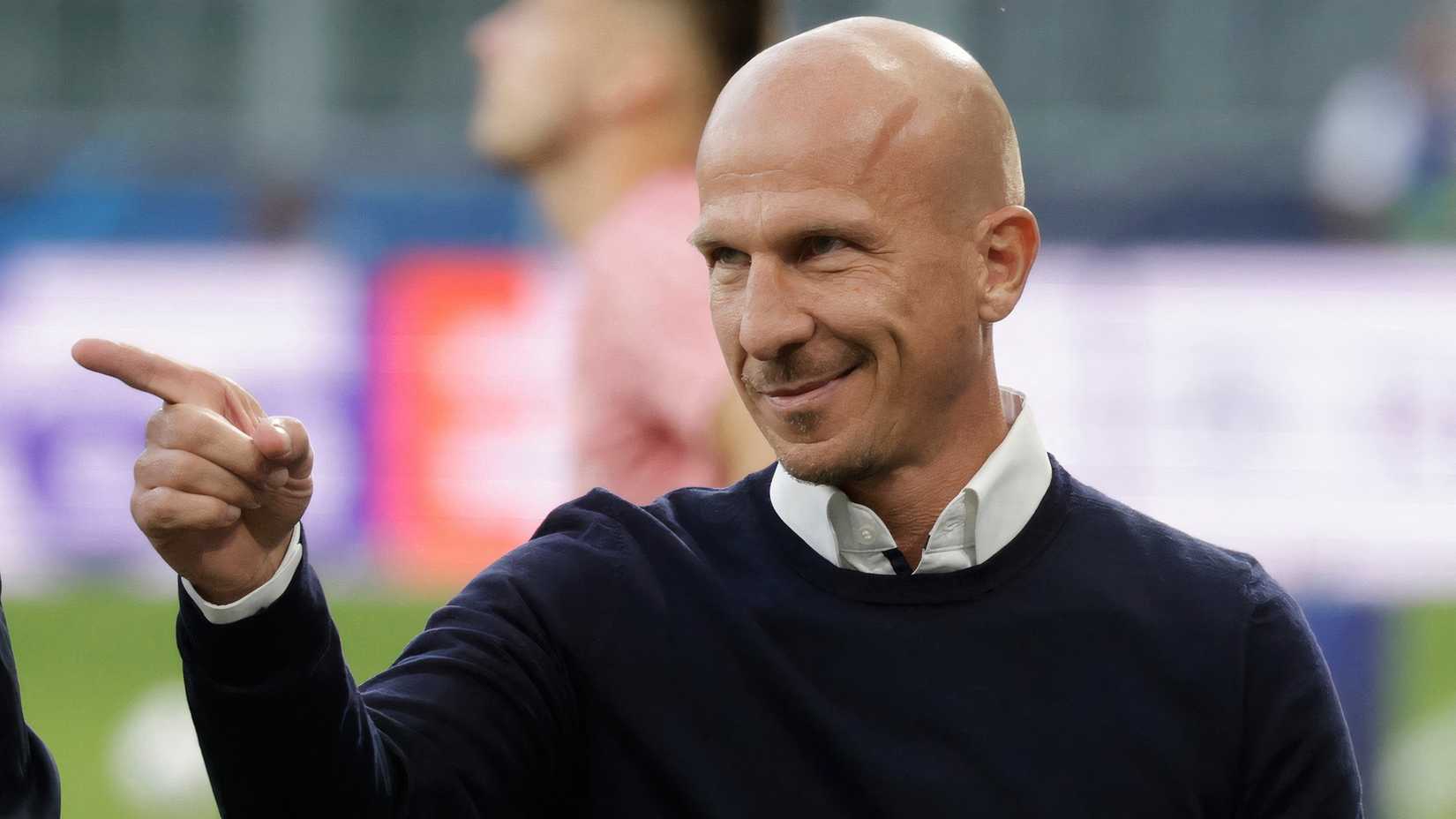 All 24 EFL Championship managers graded out of 10 by AI