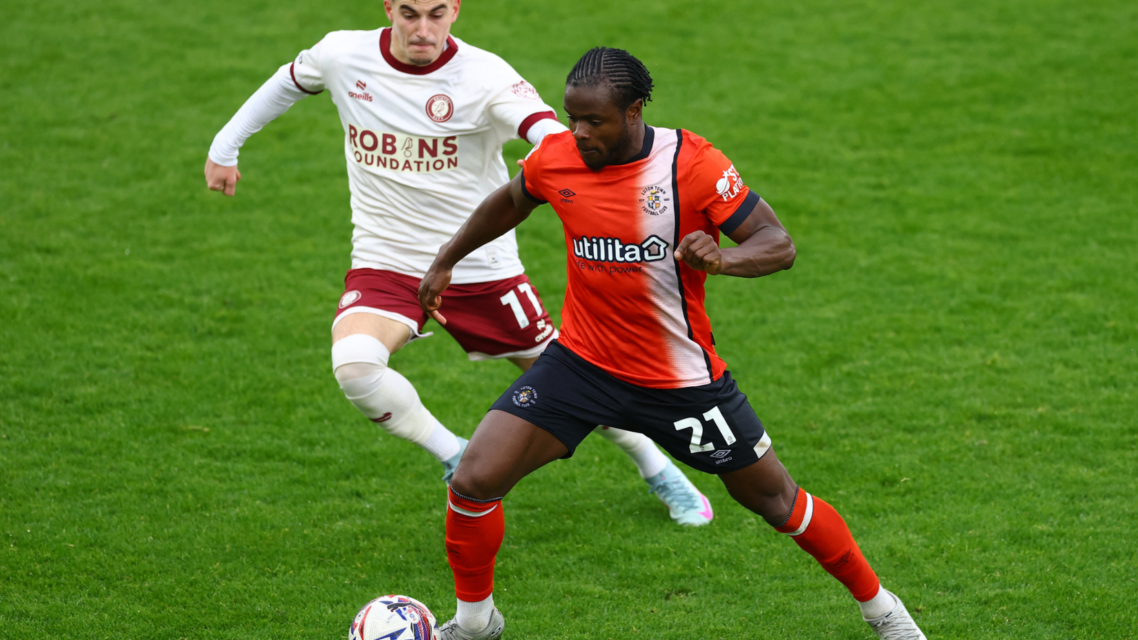 Portsmouth and Luton Town should agree to £1.5m transfer