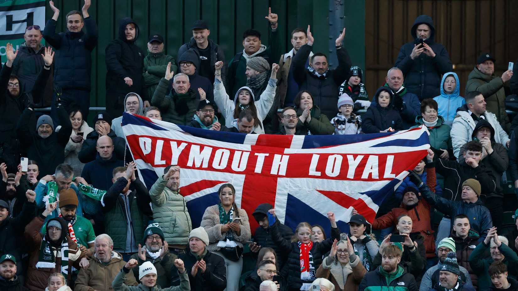 The 7 EFL League One clubs with the most annoying fans on social media ...
