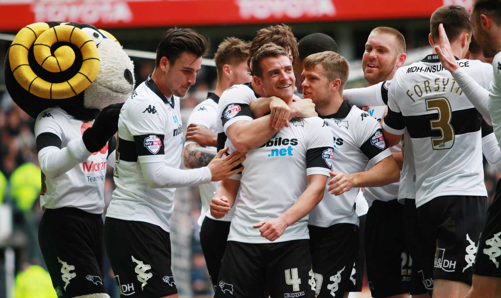 Ranking the 8 loudest moments at Derby County's stadium Pride Park