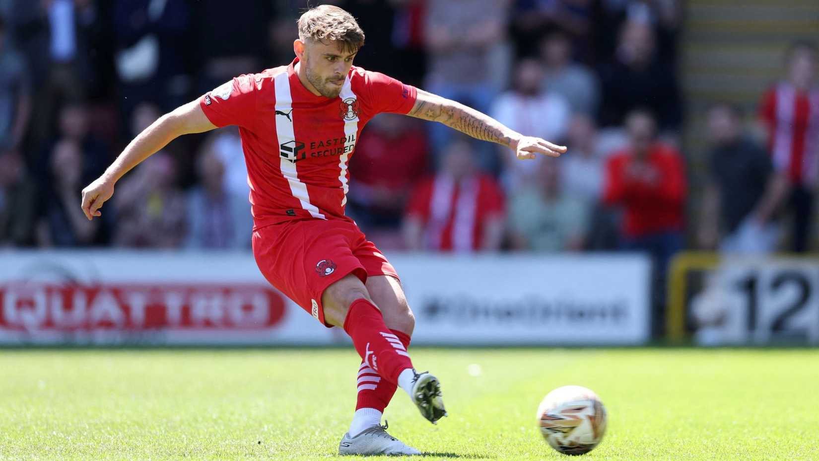 How much more money Charlie Kelman earns at Charlton Athletic compared ...